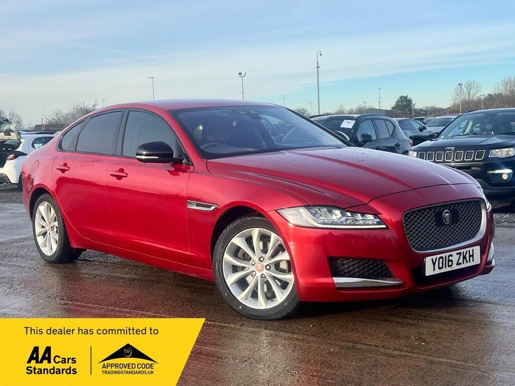 Used 2016 Jaguar XF 2.0d Portfolio Auto Euro 6 (s/s) 4dr for sale in ...